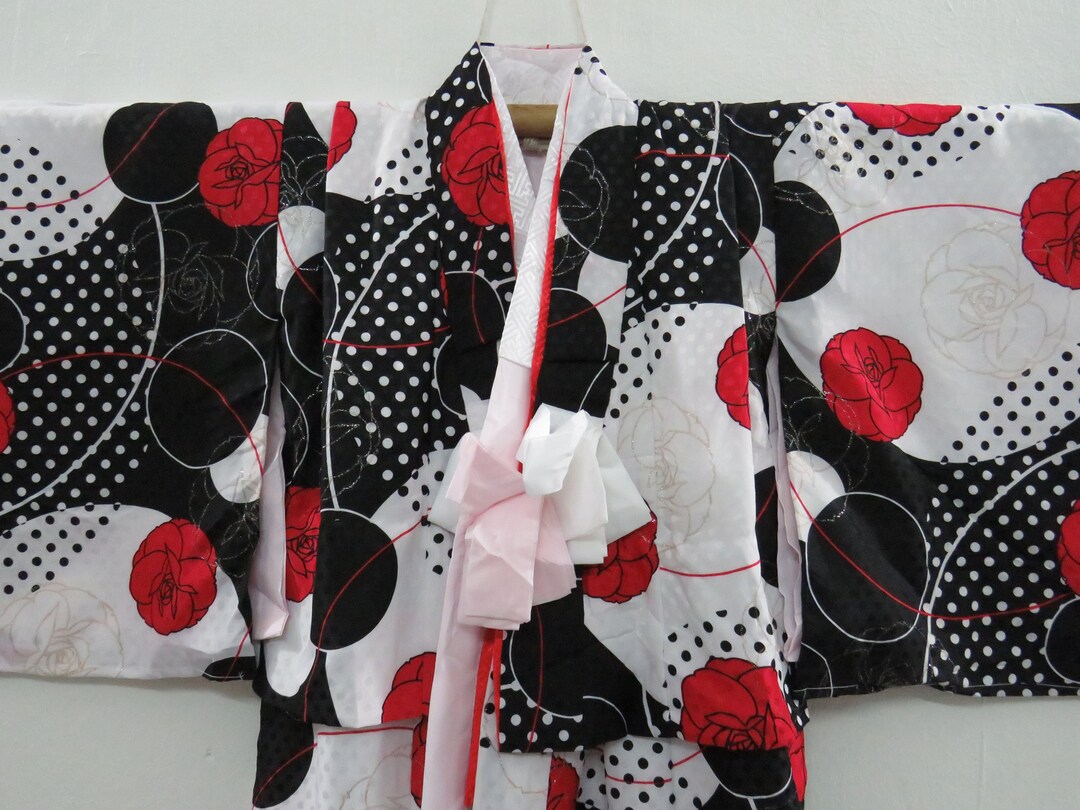 Vintage Japanese Jacket Haori White,black and Red Color Flower Pattern ...