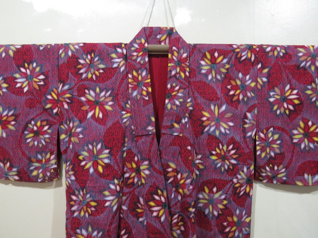 Vintage Japanese Kimono Red Color Flower Pattern Kimono Robe - Etsy