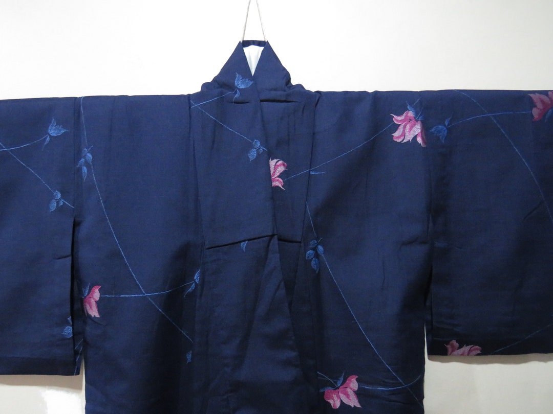Vintage Japanese Kimono Dark Blue Color Flower Pattern Kimono Robe ...