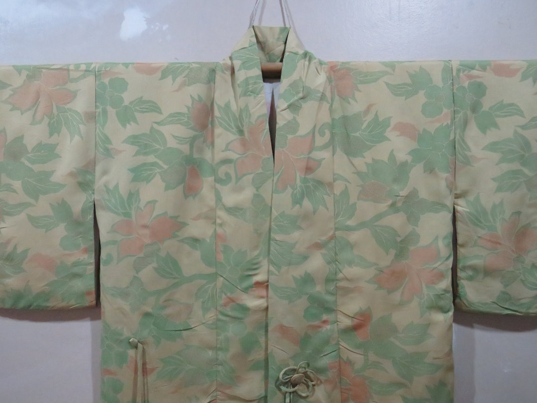 Vintage Japanese Jacket Haori Yellow Color Flower Pattern Kimono Robe ...