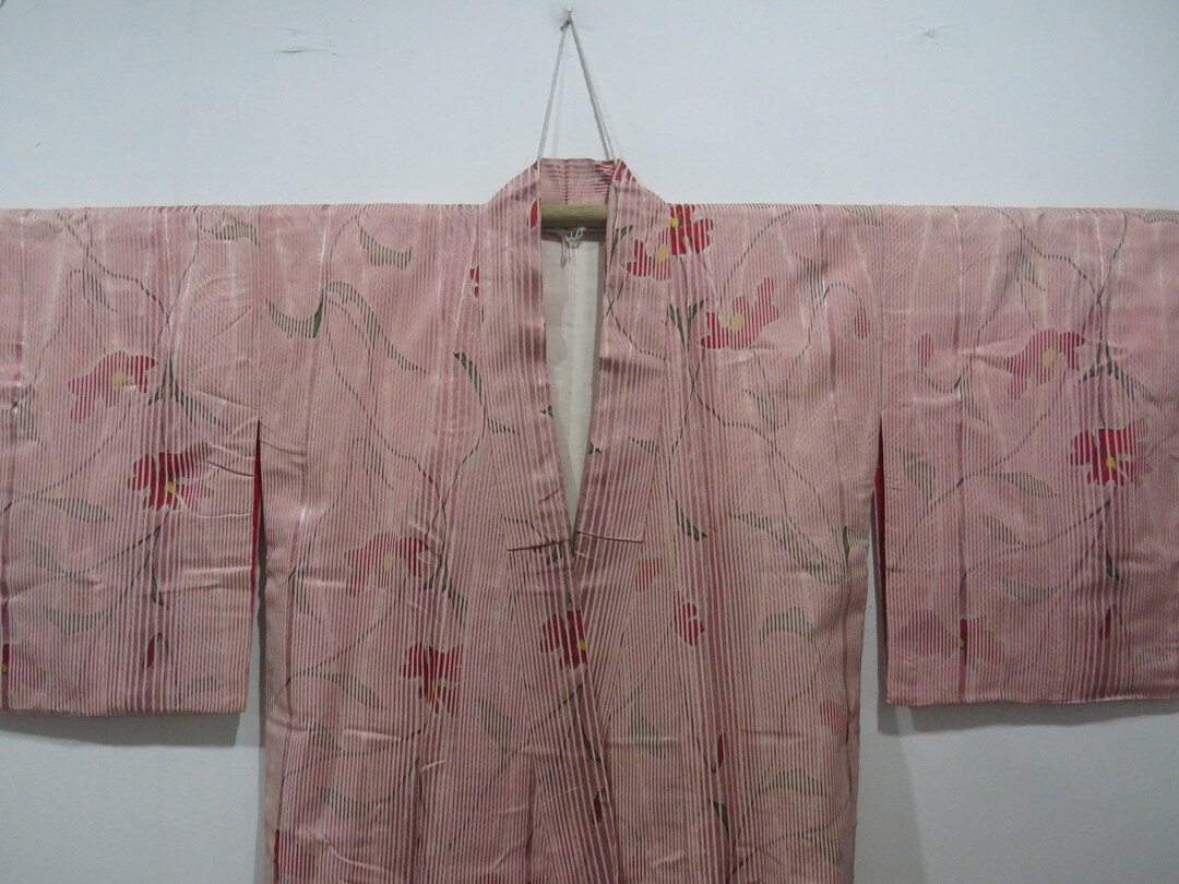Vintage Japanese Kimono Pink Color Flower Pattern Kimono Robe Nightwear ...