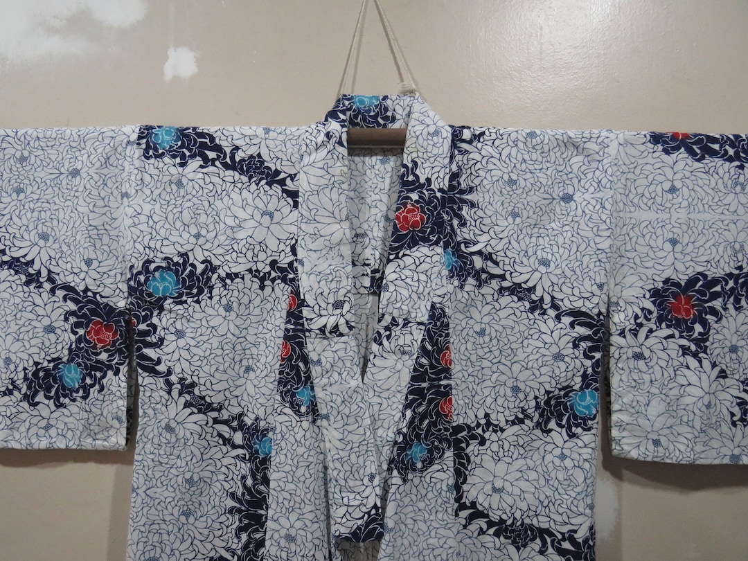 Vintage Japanese Cotton Yukata Blue White Color Flower Pattern Kimono ...