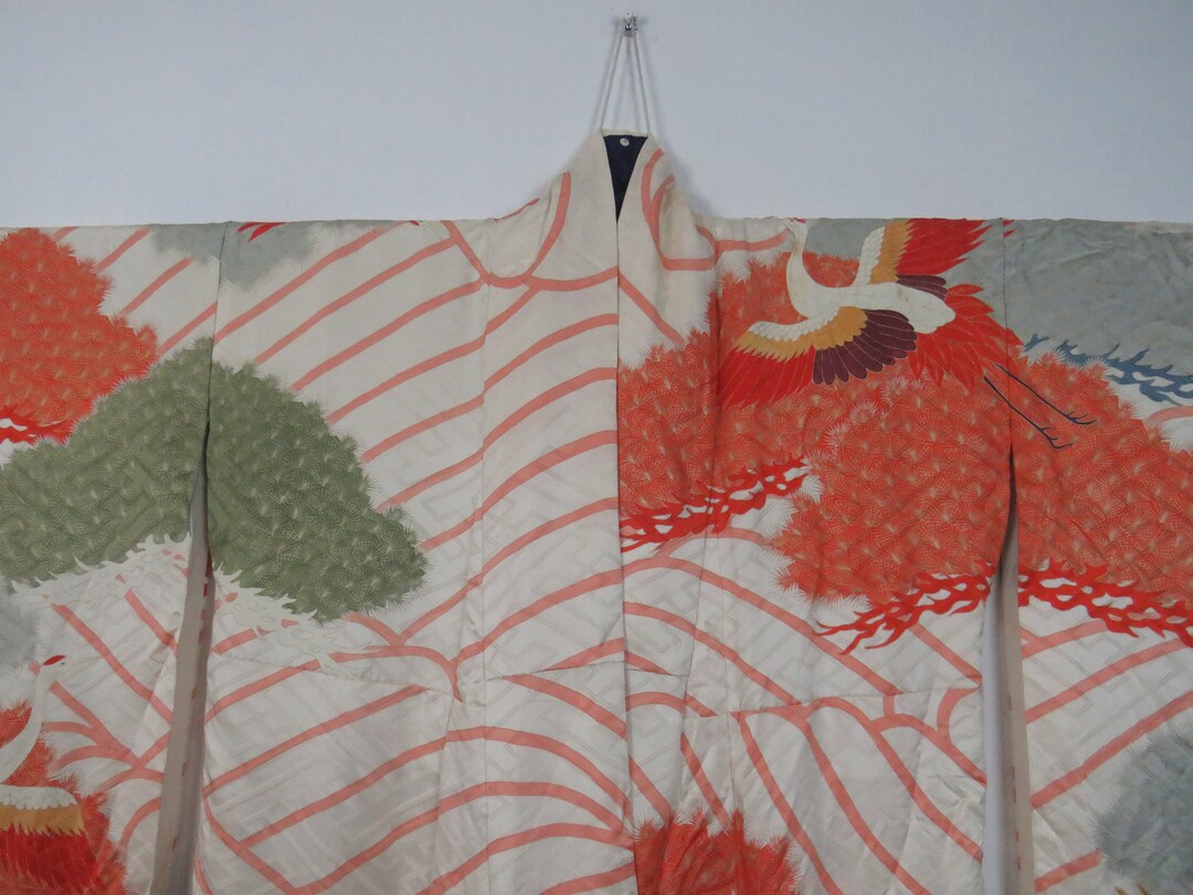 Vintage Japanese Kimono White Color Abstract Pattern Kimono Robe ...