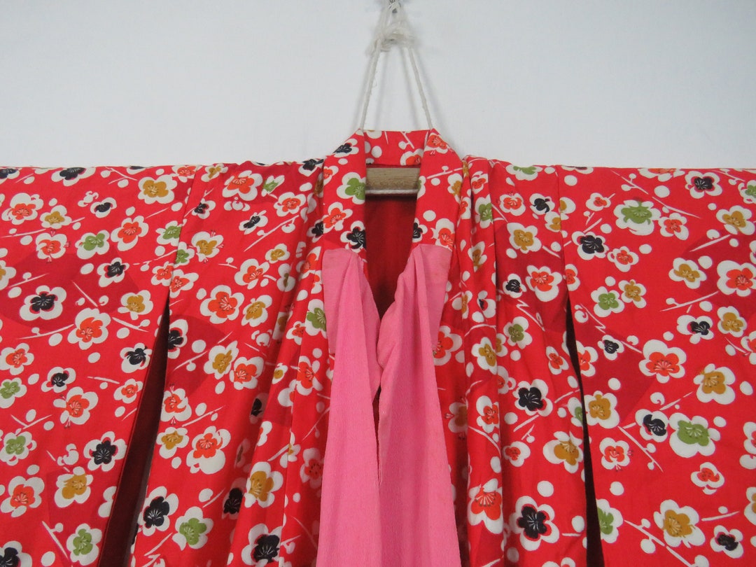 Vintage Japanese Kimono Red Color Flower Pattern Kimono Robe Nightwear ...