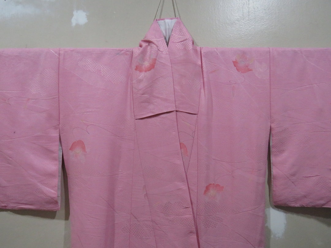 Vintage Japanese Kimono Soft Pink Color Flower Pattern Kimono Robe ...