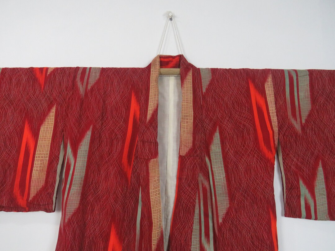Vintage Japanese Kimono Dark Red Color Abstract Pattern Kimono Robe ...