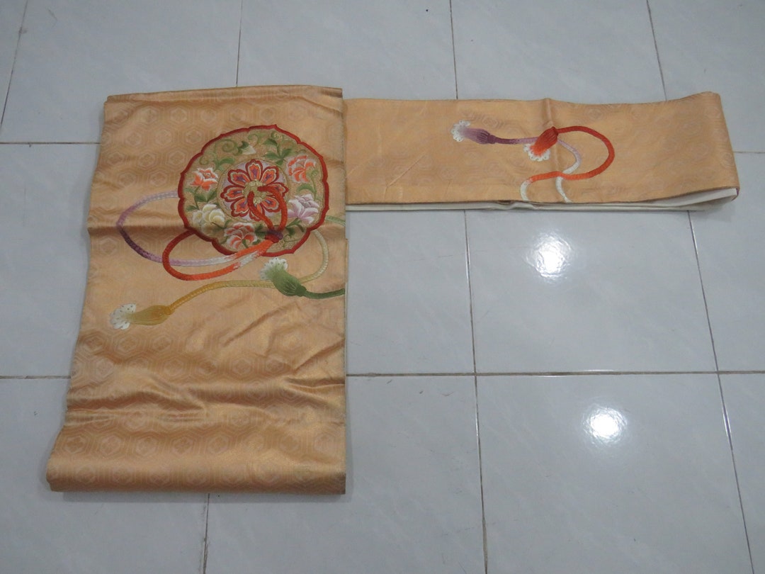 Vintage Brick Sunglow and off White Silk Nagoya Obi With Flower ...