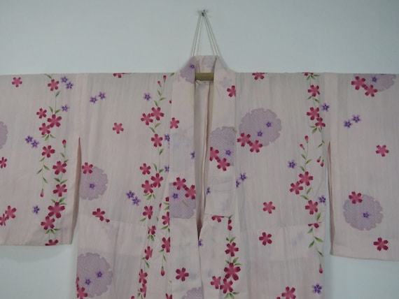 Vintage Japanese kimono pastel pink color flower patt… - Gem