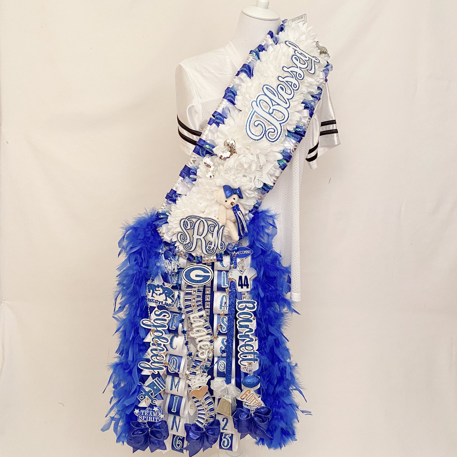 Custom Sash Homecoming Mum for High School Seniors - Etsy
