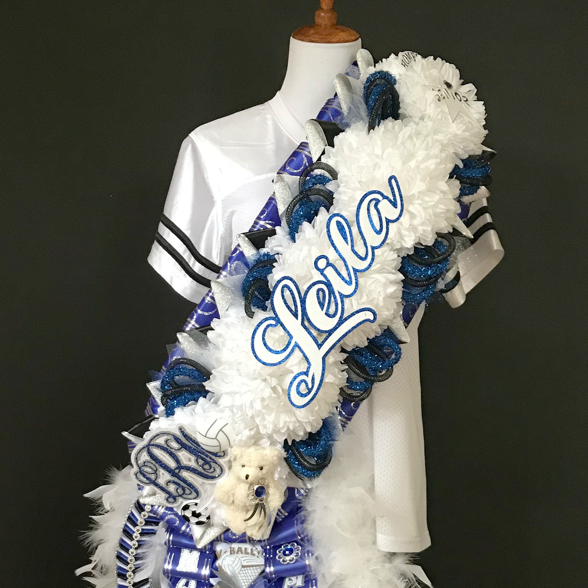 Custom Sash Homecoming Mum for High School Seniors | Etsy