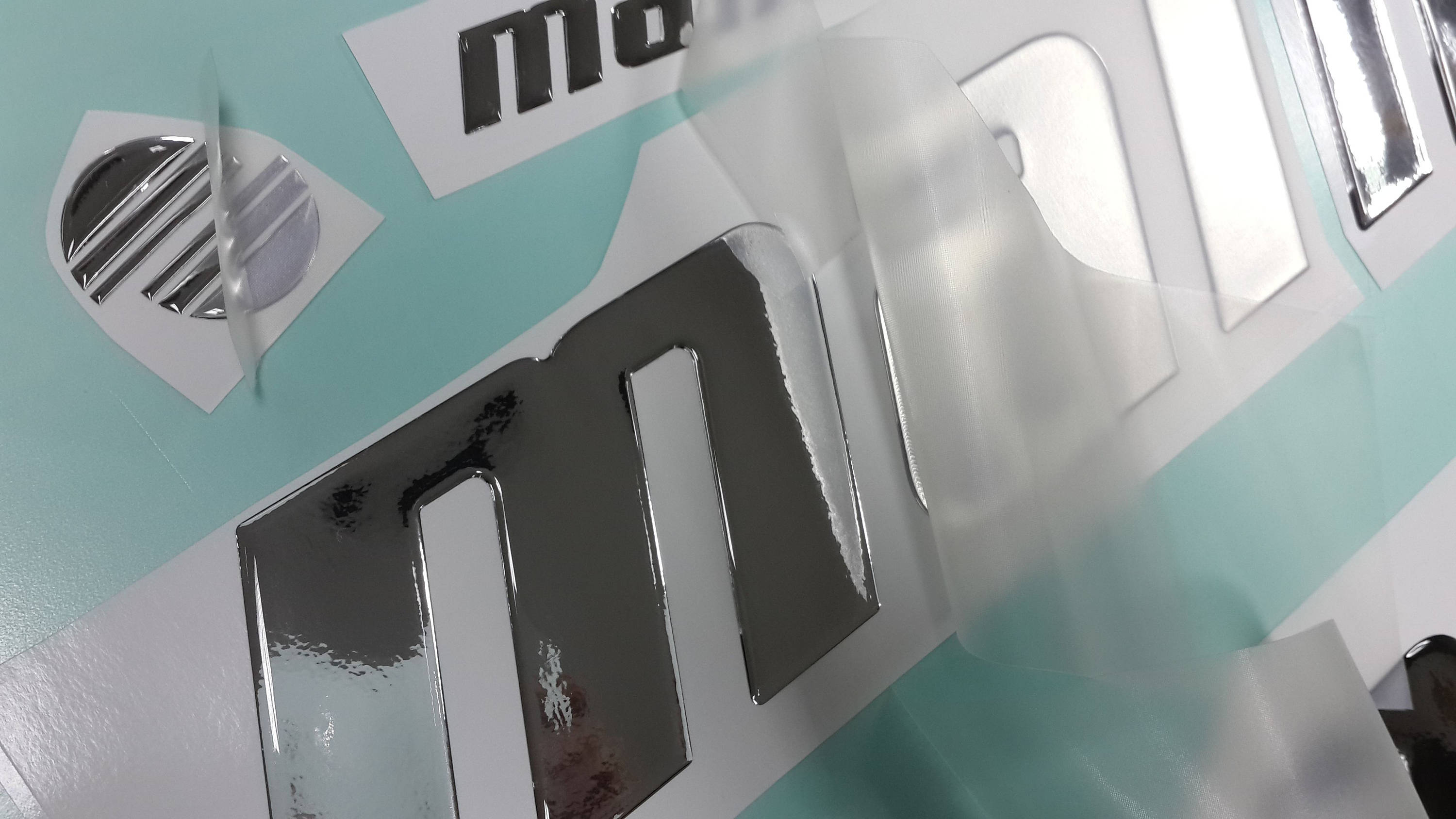 Malibu Boat Emblems 22" Chrome + FREE FAST Delivery DHL Express ...