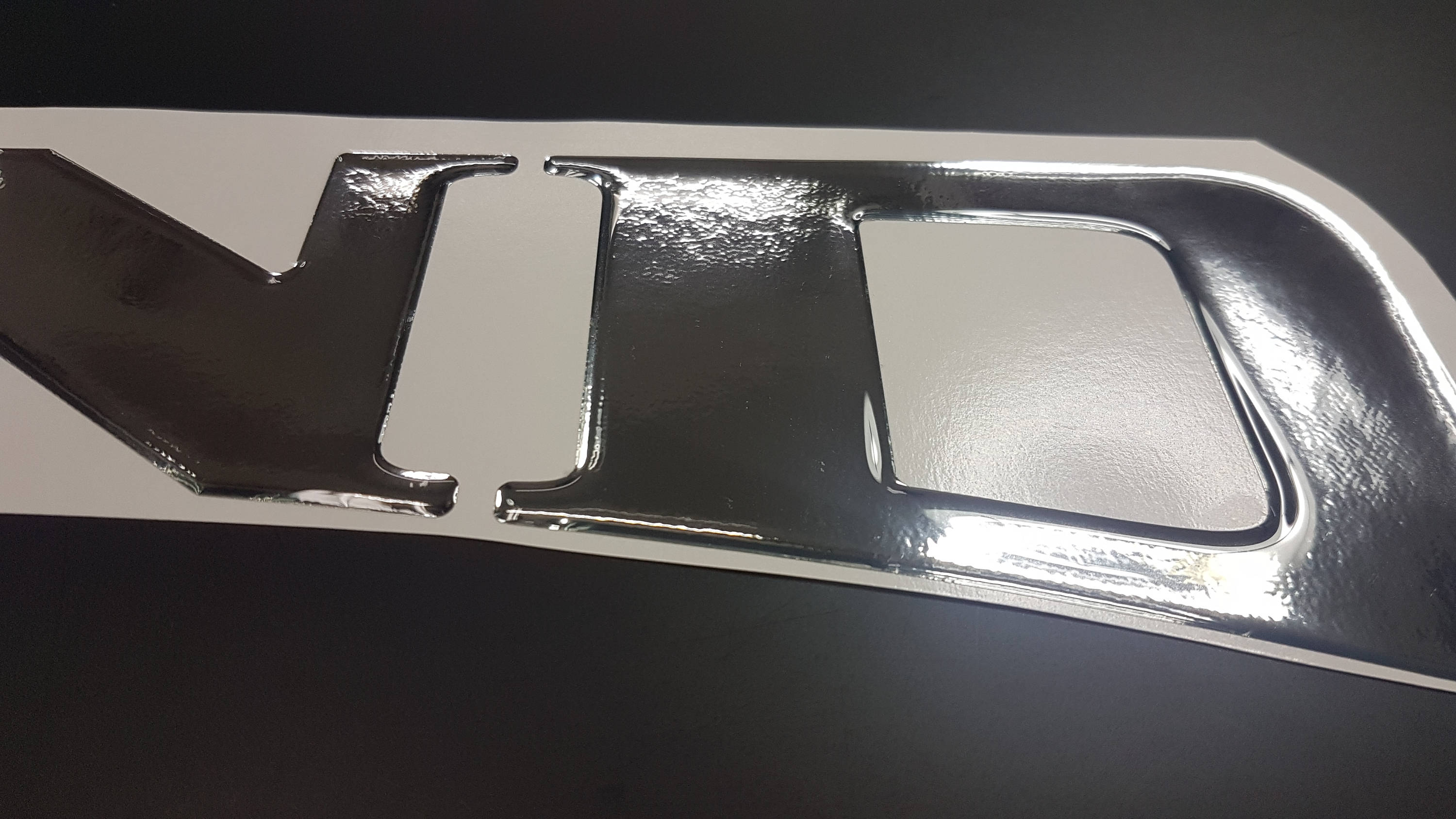 Lund Boat Emblems 28 Chrome FREE FAST Delivery DHL - Etsy