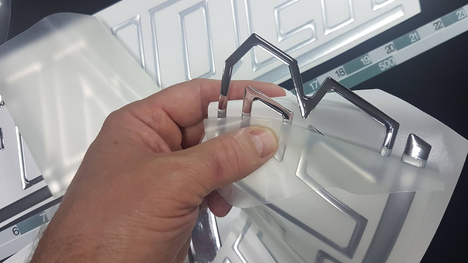 Pathfinder Boat Emblems 32 Chrome FREE FAST Delivery - Etsy