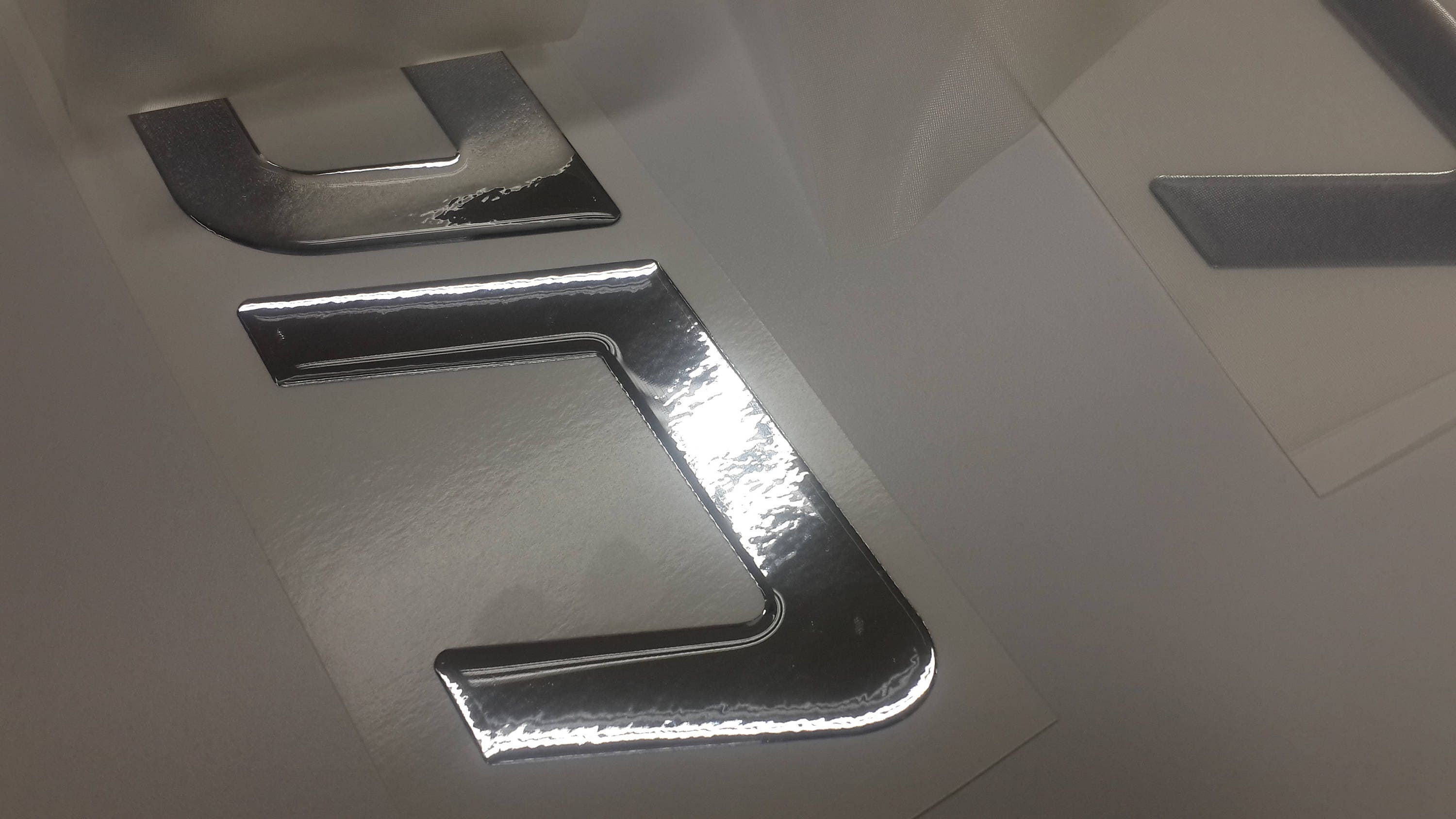 Larson Boat Emblems 22 Chrome FREE FAST Delivery DHL - Etsy