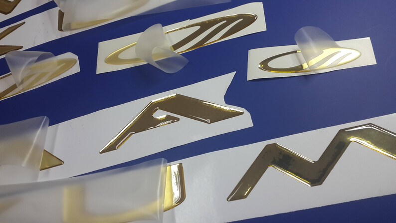 Maxum Boat Emblems 40" Gold + FREE FAST Delivery DHL Express - Stickers ...