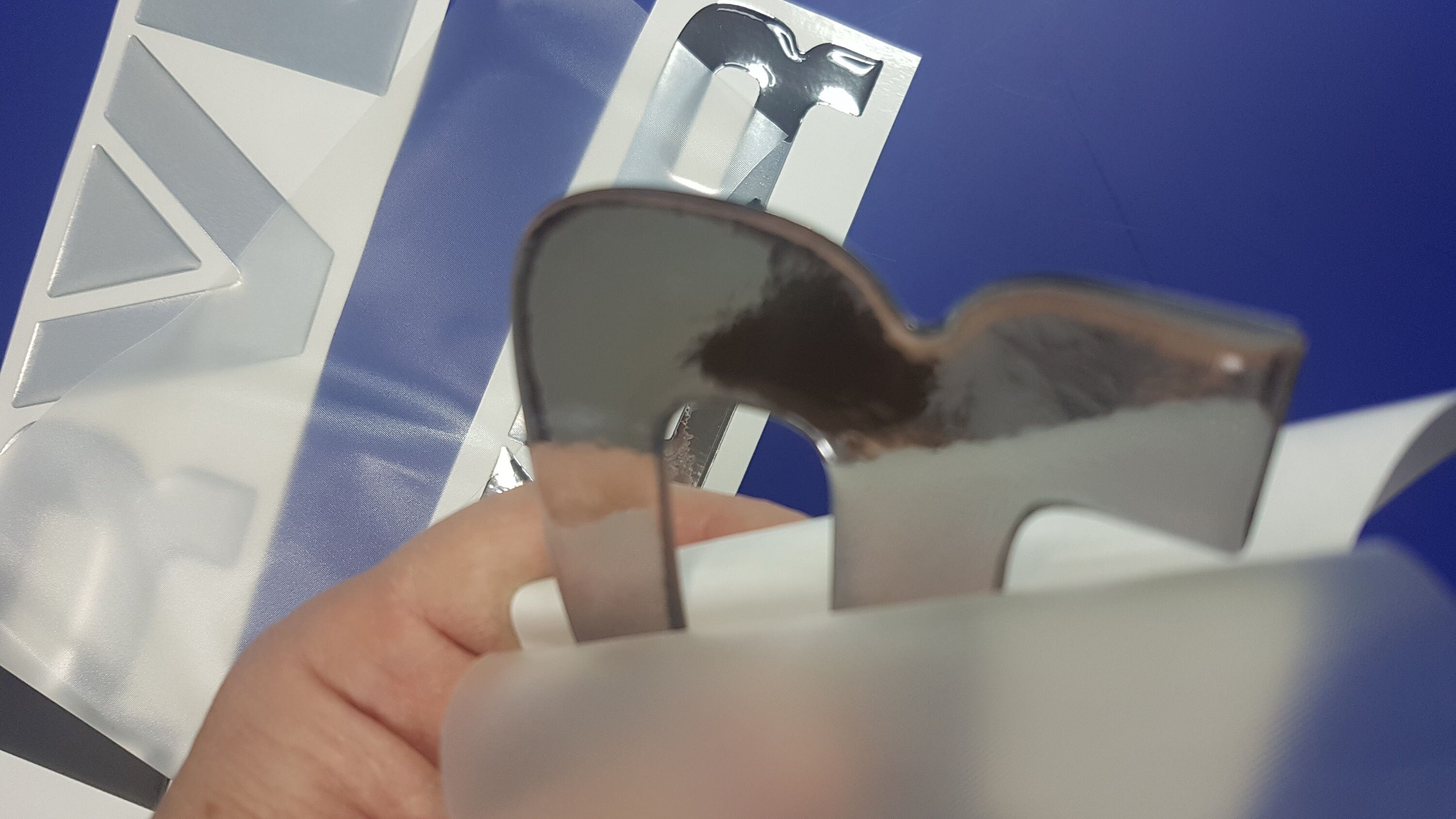 Carver Boat Emblem 22 Chrome FREE FAST Delivery DHL - Etsy