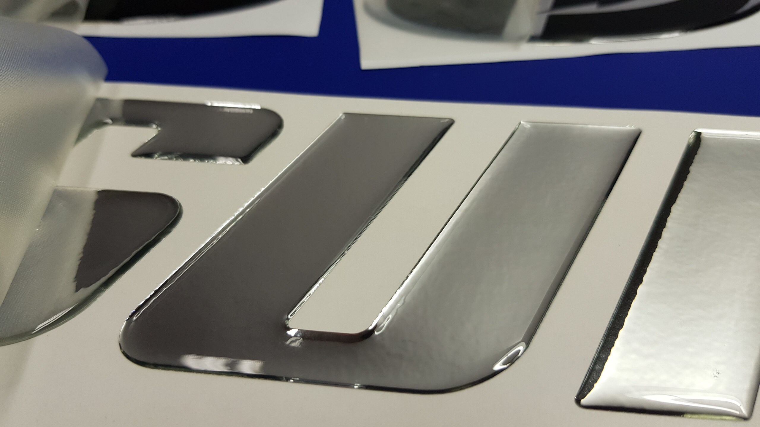 Pursuit Boat Emblems 20 Chrome FREE FAST Delivery DHL - Etsy