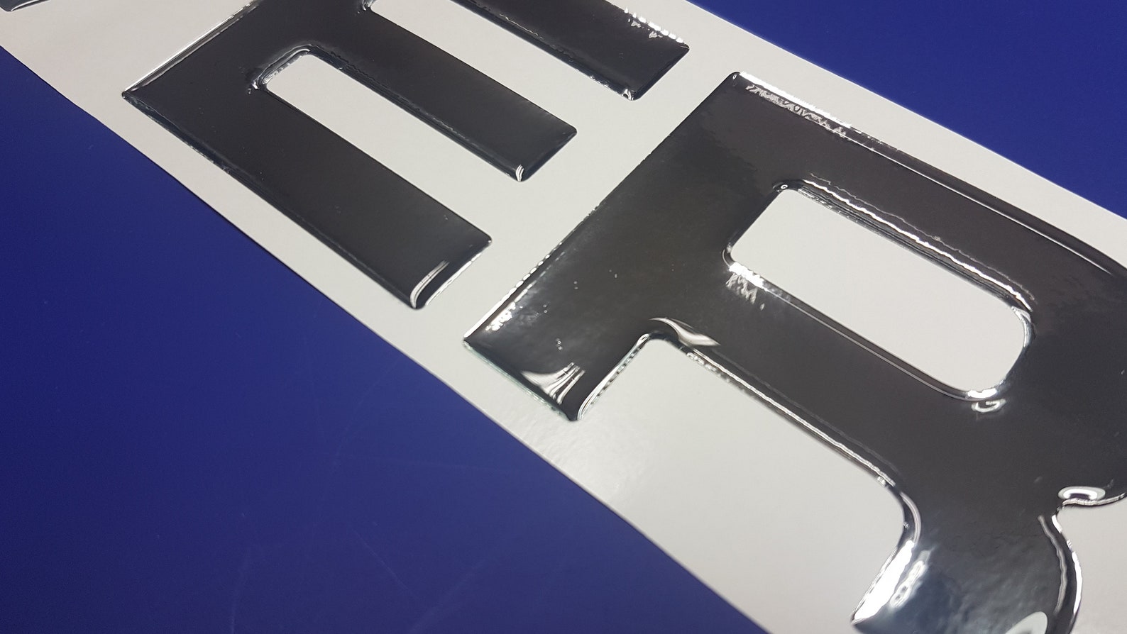 Carver Boat Emblem 22 Chrome FREE FAST Delivery DHL - Etsy