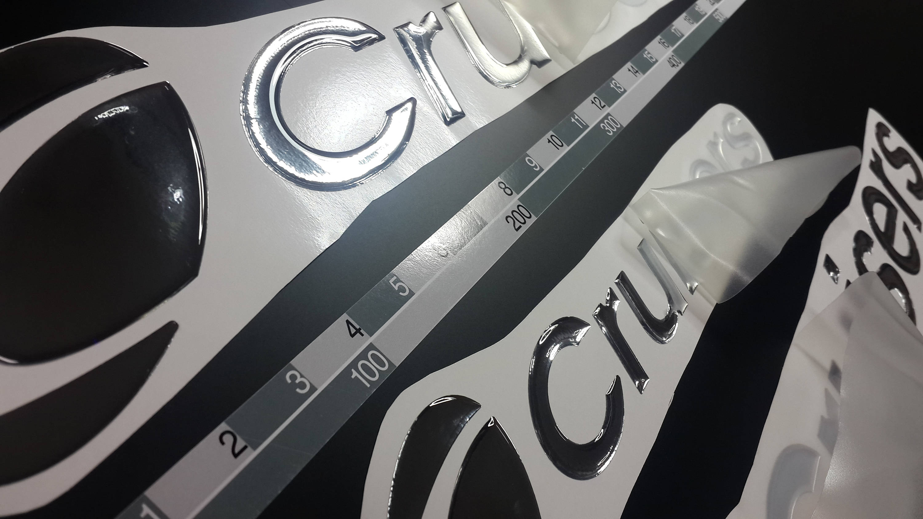 Cruisers Boat Emblems 22 FREE FAST Delivery DHL | Etsy