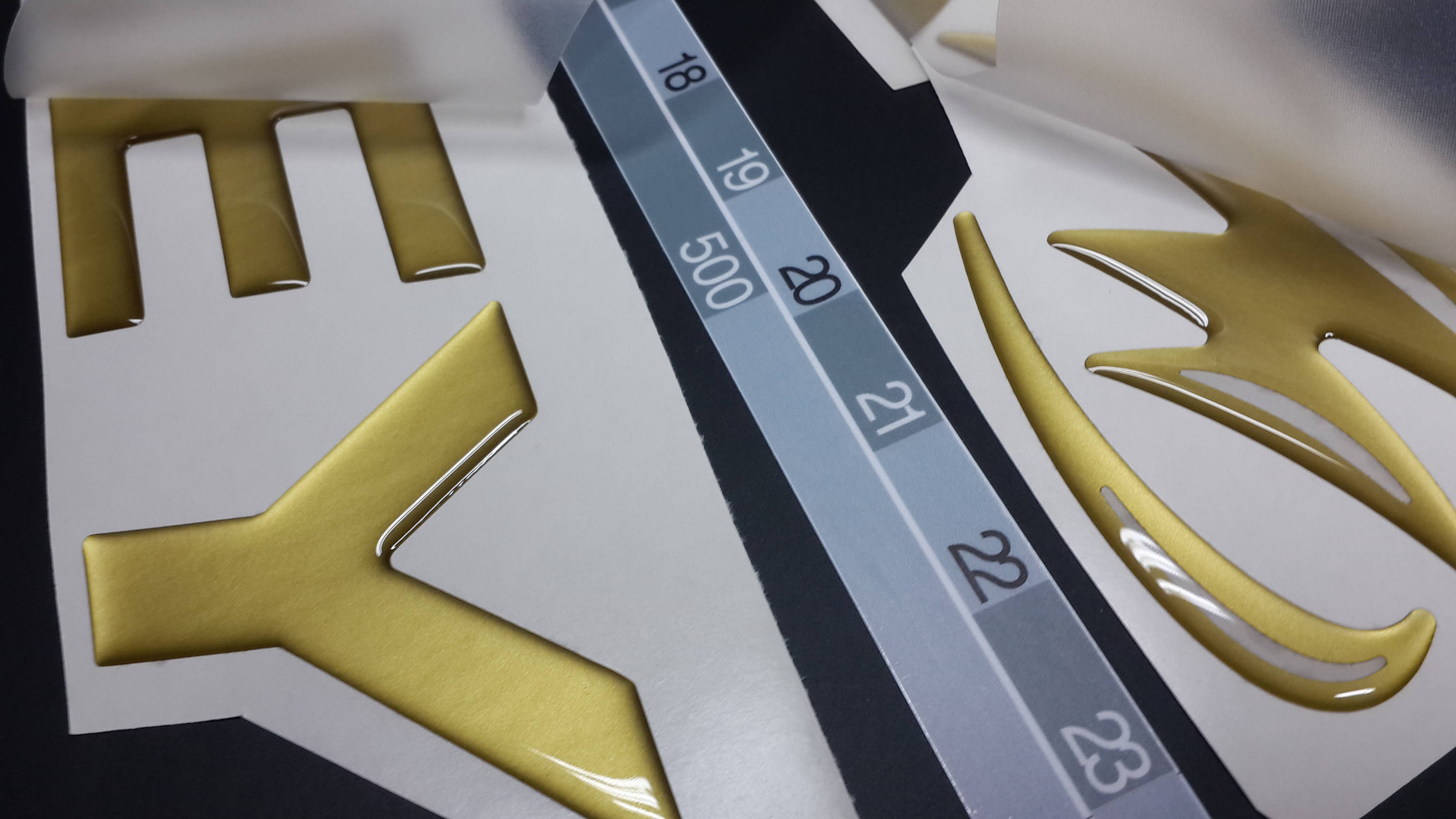 Monterey Boat Emblems 31" Old Gold + FREE FAST Delivery DHL Express ...