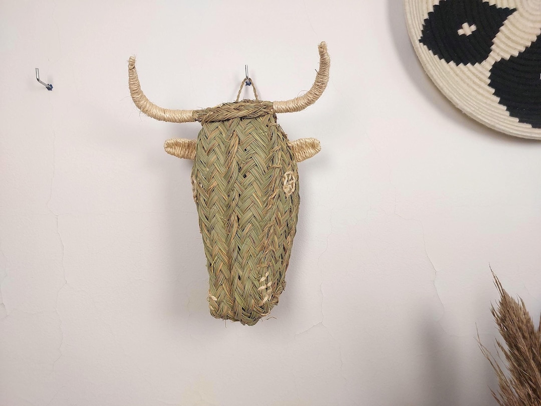 Straw Bull Head Wall Hanging – Custom Handmade Rattan Wall Art, Rustic ...