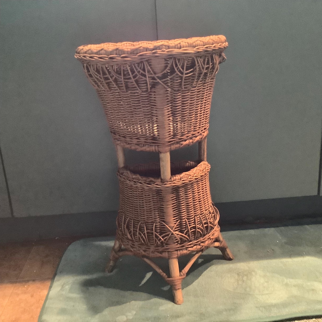 2 Tier Wicker Plant Stand - Etsy