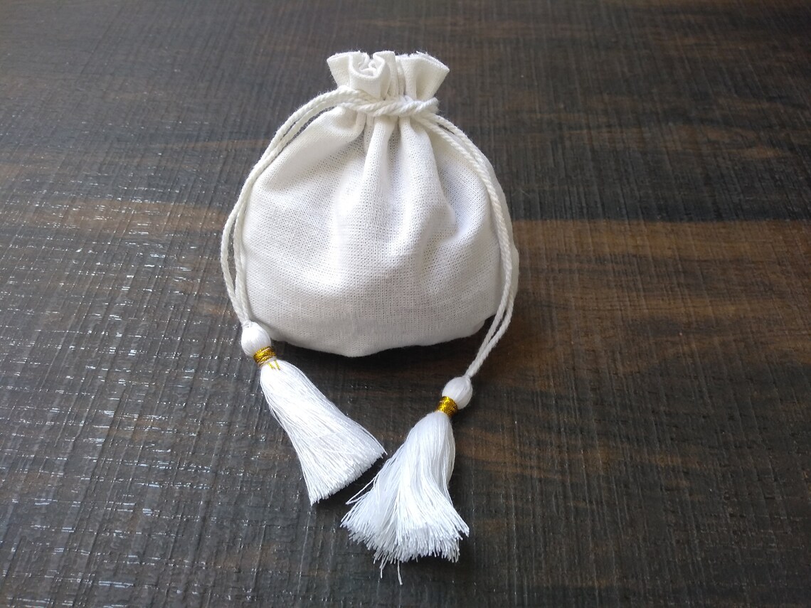 100 jewelry pouch with round shape gold touch tassel custom | Etsy