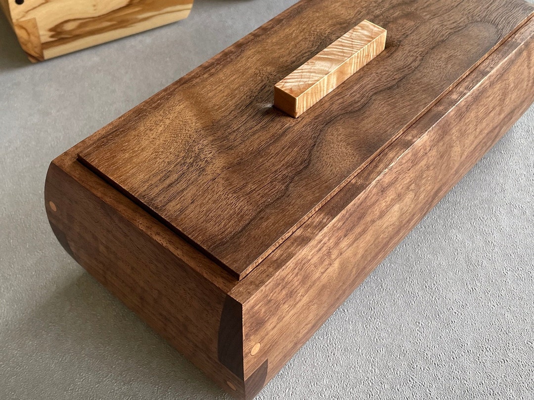 Keepsake Box - Curly Walnut & Maple - Etsy