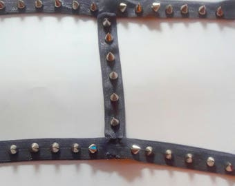 Spike Garter - Etsy