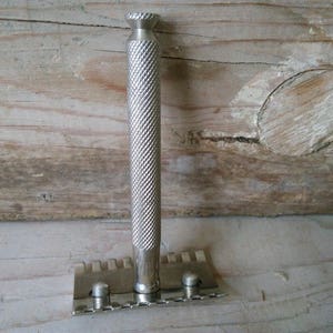 Vintage Safety Razor / Old Shaving Razor / Vintage Men's Razor ...