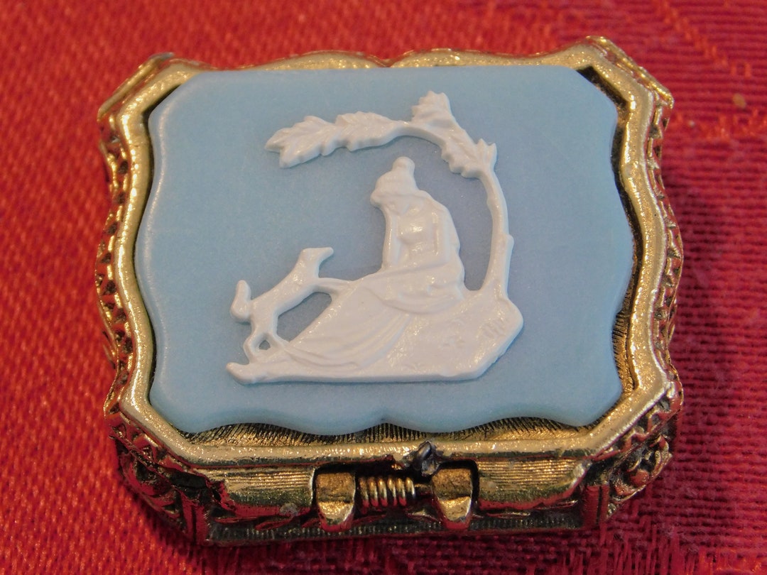 Vintage Collectible Hypnotique Solid Perfume Case - Etsy