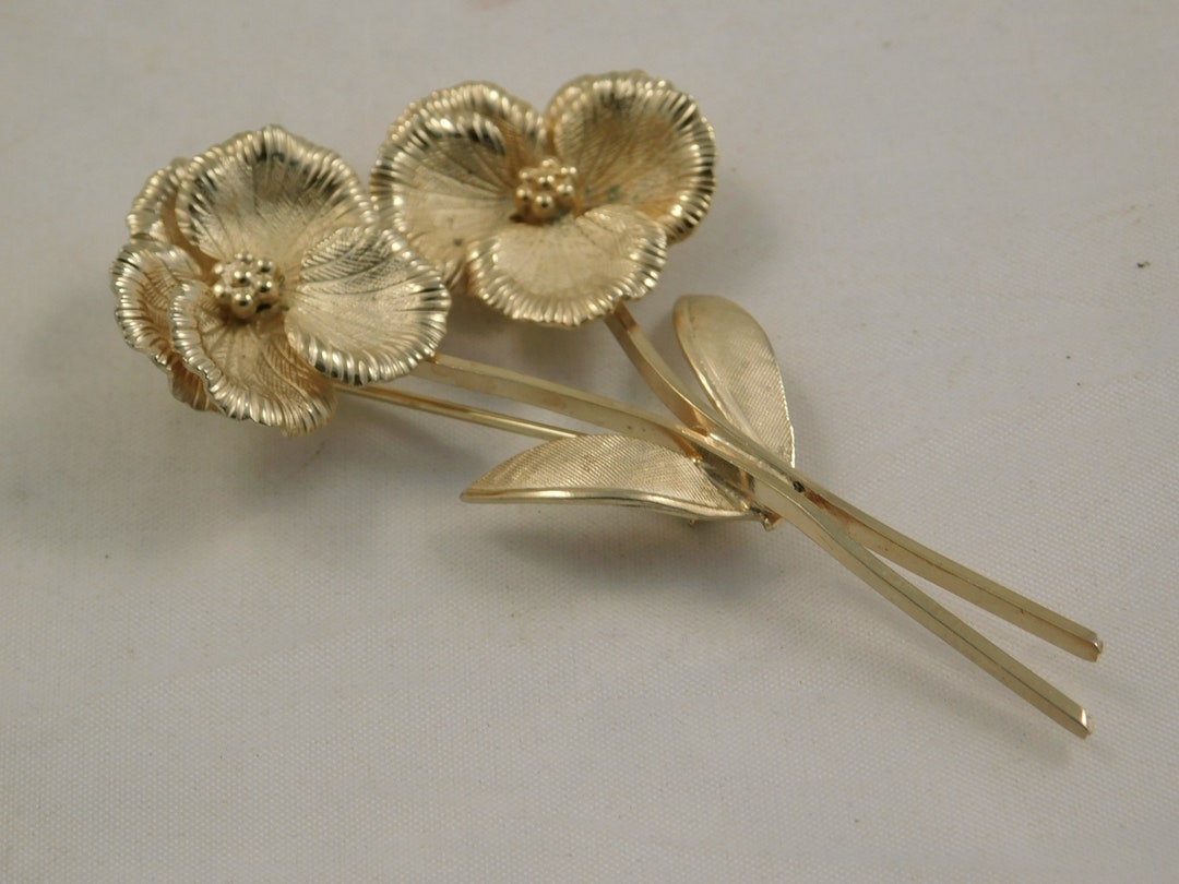 Vintage Collectible Golden Flowers Pin - Etsy