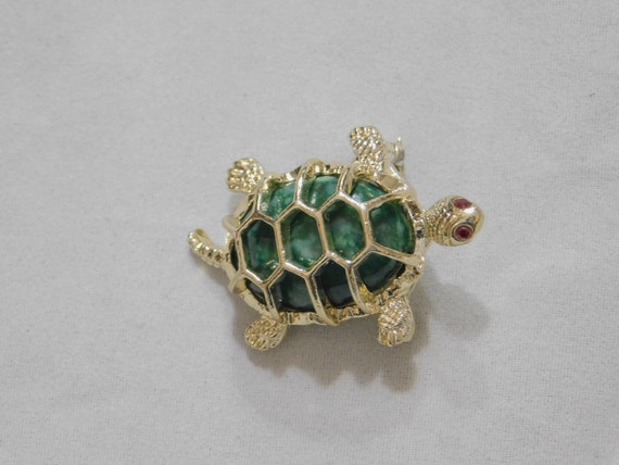 Vintage Collectible Green and Gold Turtle Pin - Gem