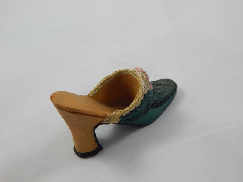 Vintage Collectible Miniature Resin Shoe - Etsy