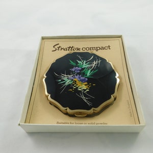Vintage Collectible Stratton Compact With Mirror in Original Box - Etsy
