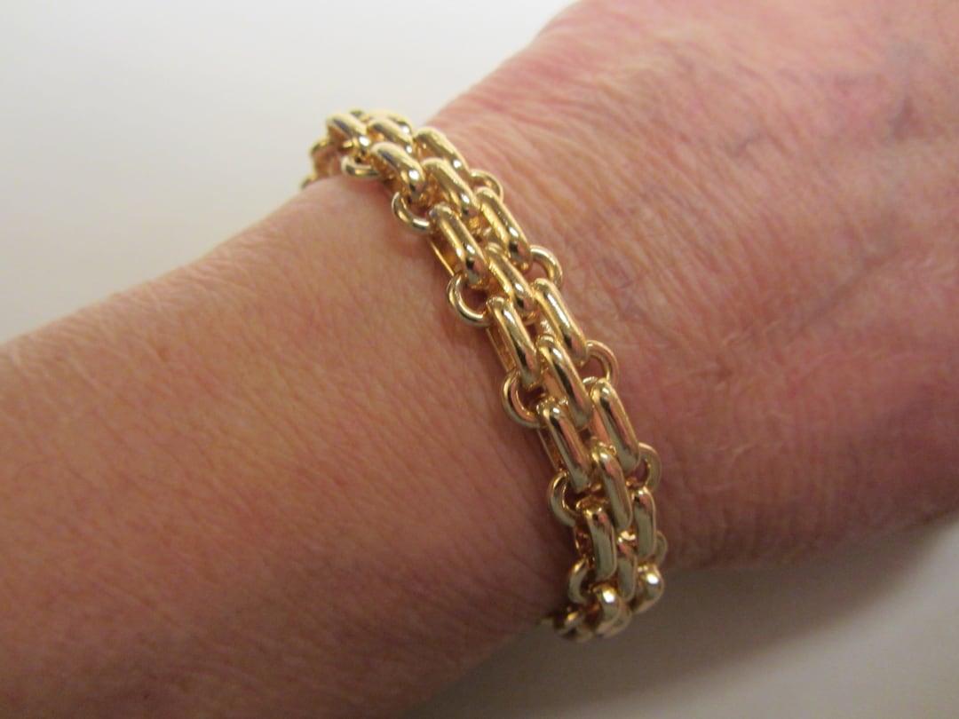 Off Park Collection Gold Tone Unusual Heavy Chain Charm Bracelet - 7.50 ...