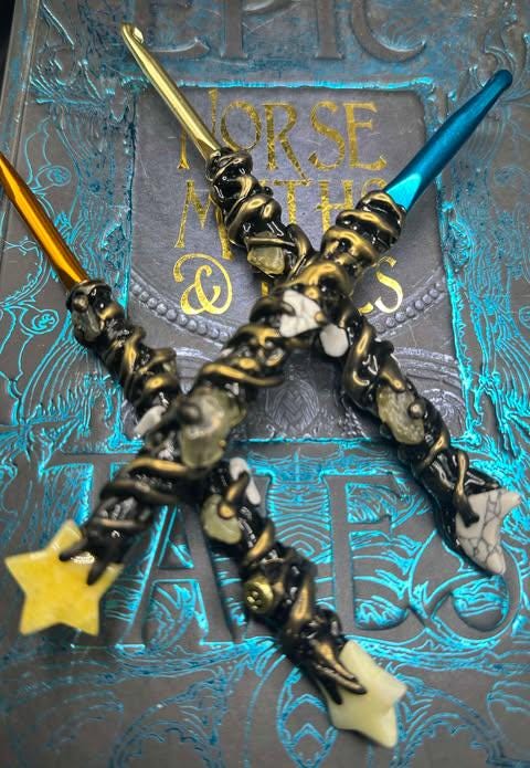 Gemstone Decorated Crochet Hooks Citrine & White Howlite, Moon and ...
