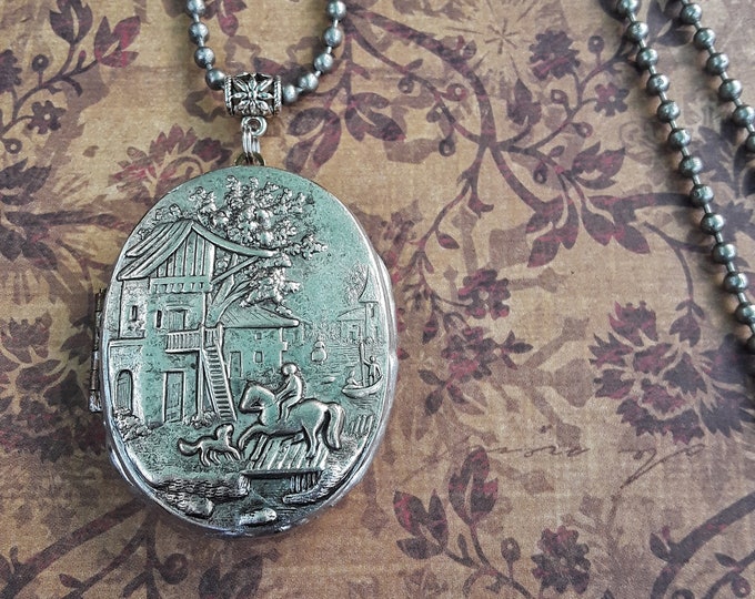 Medieval Locket Necklace Game of Thrones Inspired Necklace - Etsy