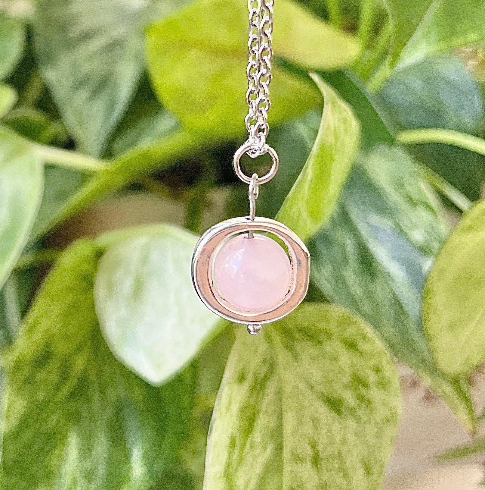 Fidget Jewelry and Spinner Rings to Help You Conquer Anxiety