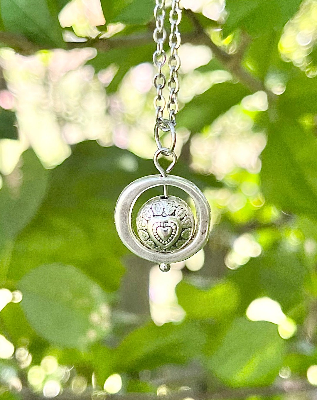 Antiqued Silver Heart Fidget Spinner Necklace - Etsy