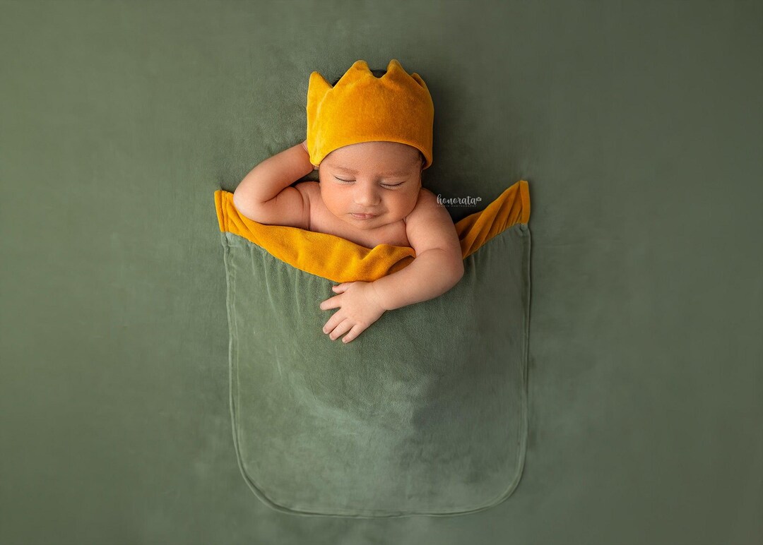 Little Prince, Crown and Backdrop With a Pocket. Newborn Photo Props - Etsy