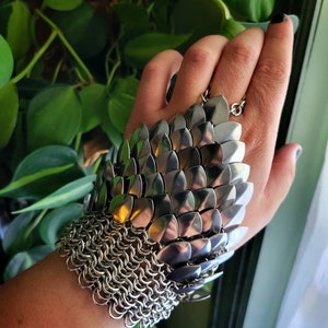 Scalemaille Hand and Chainmaille Hand Chain - Etsy