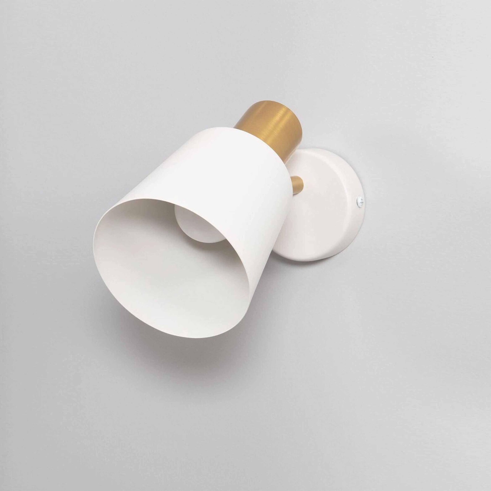 TELMA - Mid Century Bedside Wall Lamp - Modern Sconce for Reading ...