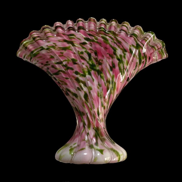 Fenton Fan Vase - Etsy