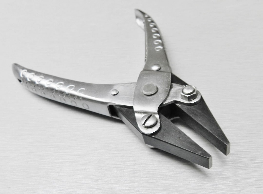 Parallel Action Pliers Flat Nose Smooth Jaw 5-1/2 Jewelry Plier 140mm W ...