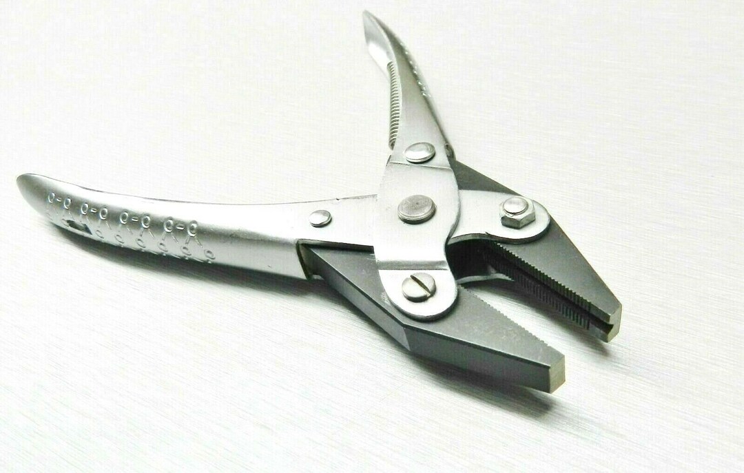 PARALLEL Action Zange FLAT Nase gezackten Kiefer 140mm 5-1/2 mit Feder ...