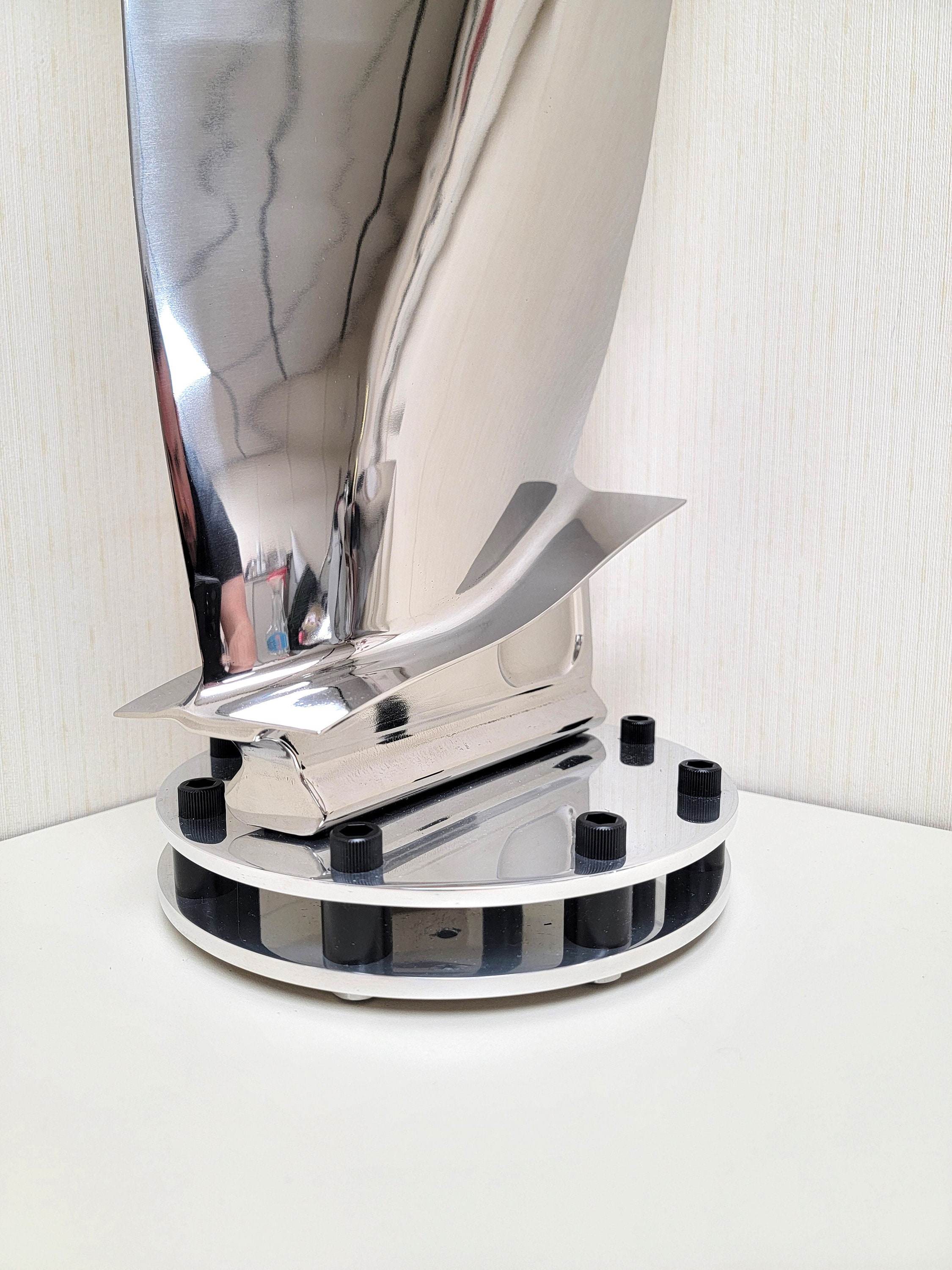 Boeing 747 Polished Pratt & Whitney PW4000 Jet Engine Blade Statue With ...