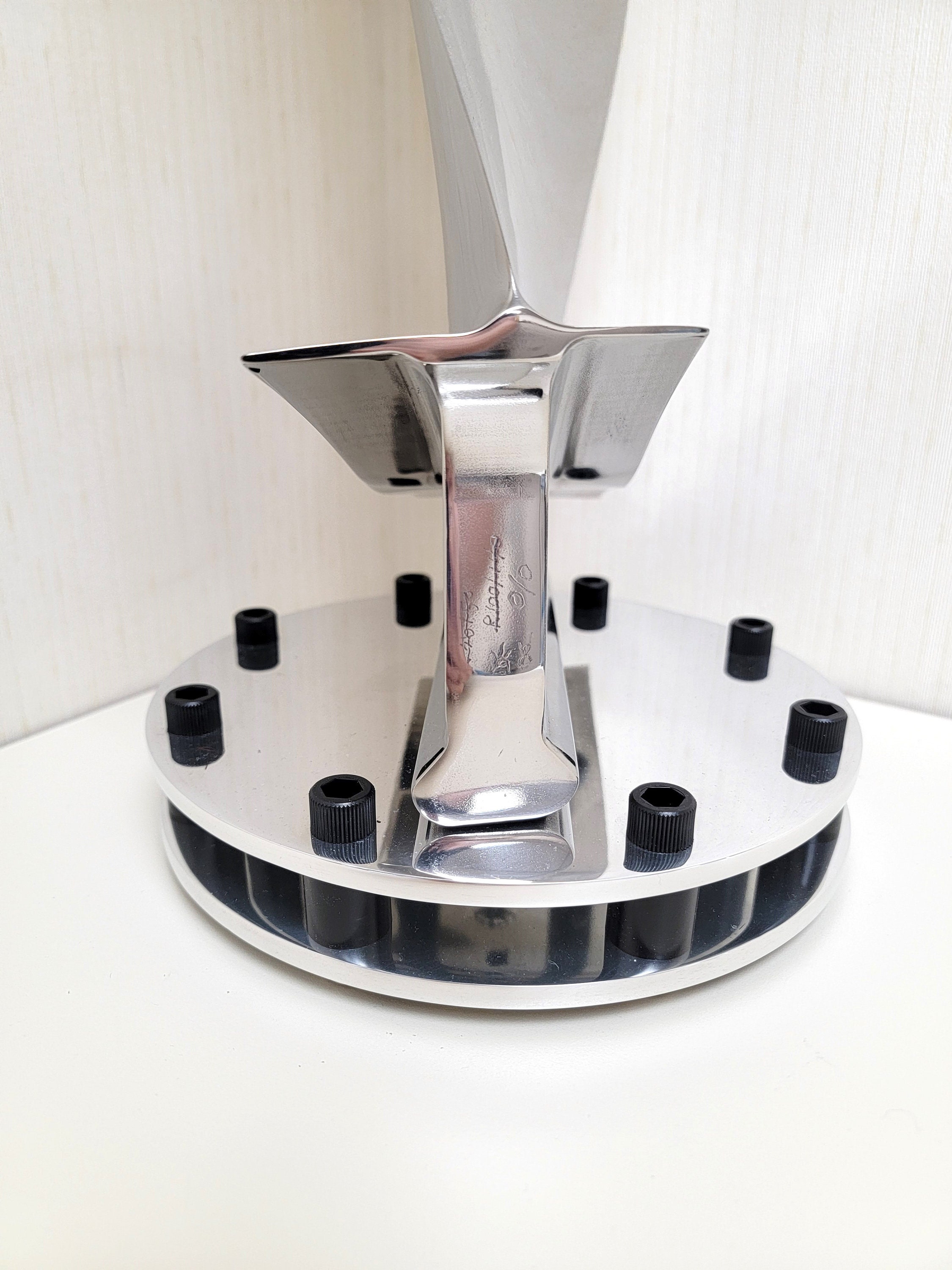 Boeing 747 Polished Pratt & Whitney PW4000 Jet Engine Blade Statue With ...