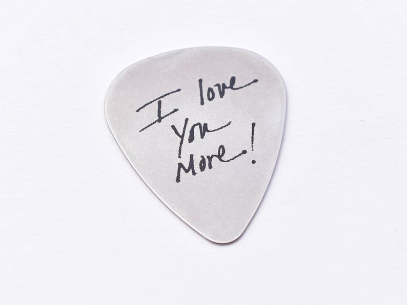 Handwritten Guitar Pick, Personalized Handwriting, Engraved Guitar Pick ...
