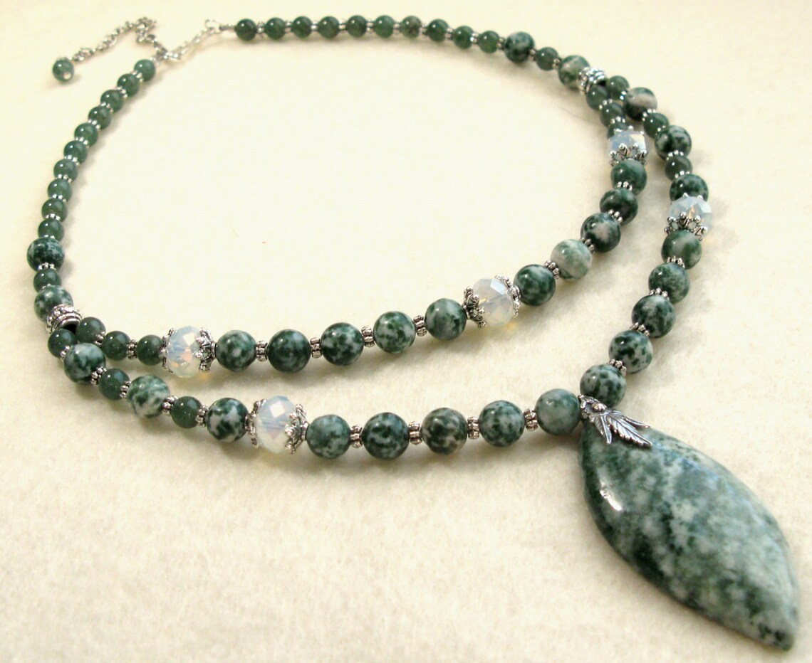 Natural Green Tree Agate Gemstone Necklace Green Agate Pendant ...